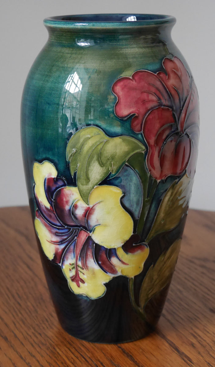 Moorcroft Hibiscus Vase – BeechmountAntiques